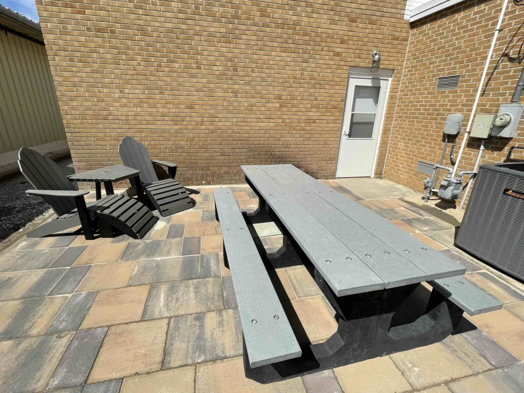 LIBRARY OUTDOOR SPACE – Butler Memorial Library